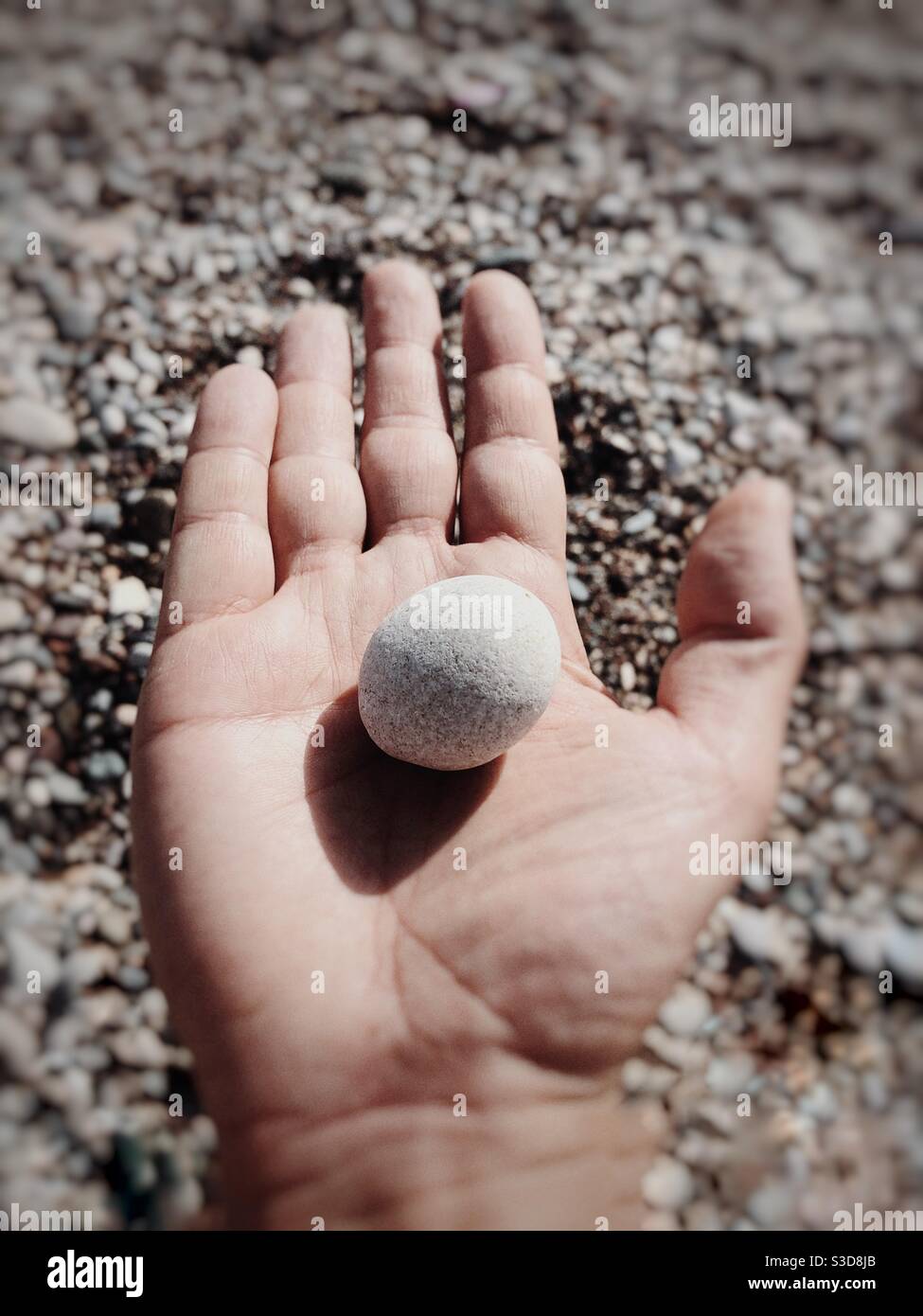 Round smooth stone hi-res stock photography and images - Alamy