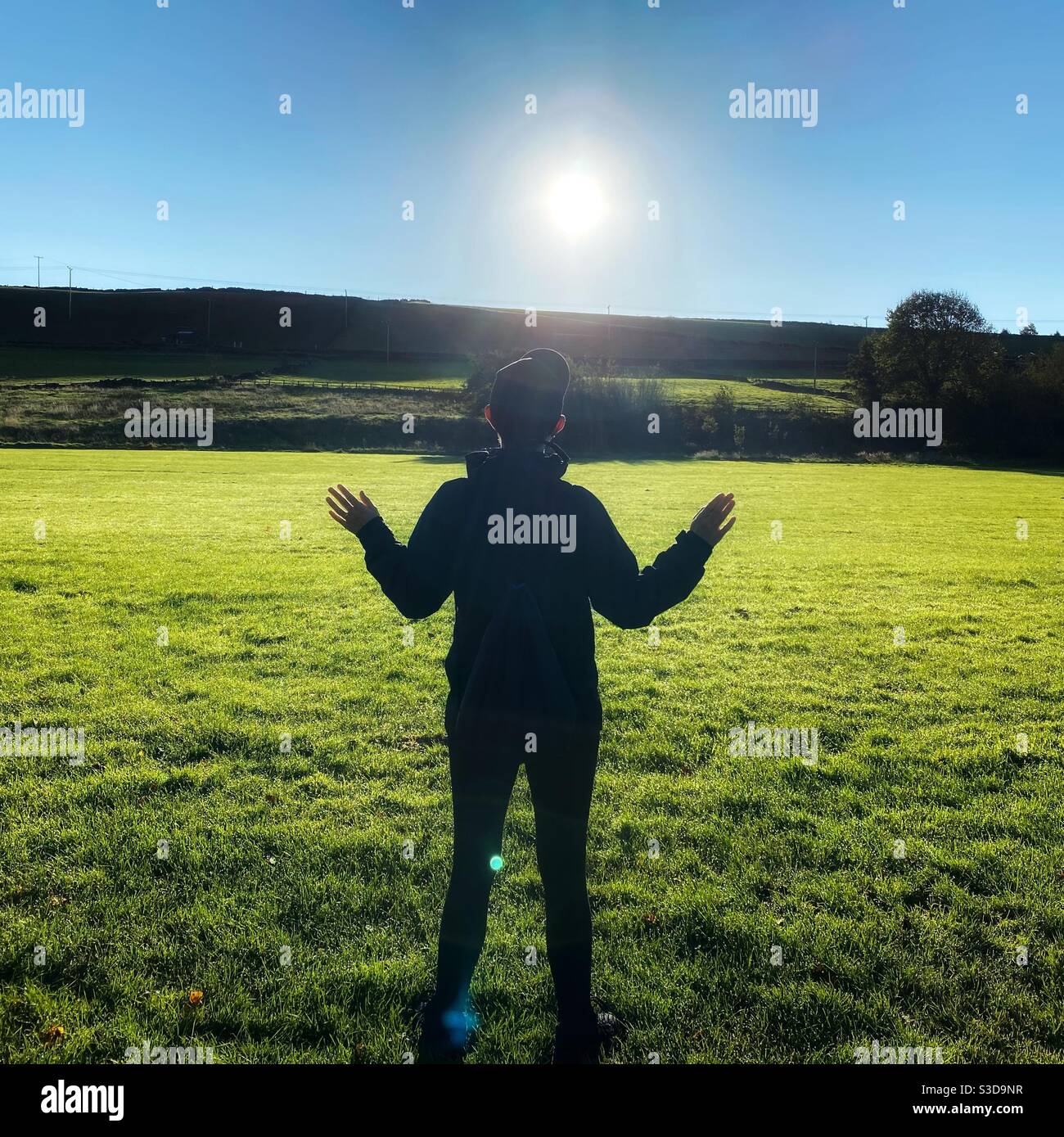 Sun worship hi-res stock photography and images - Alamy