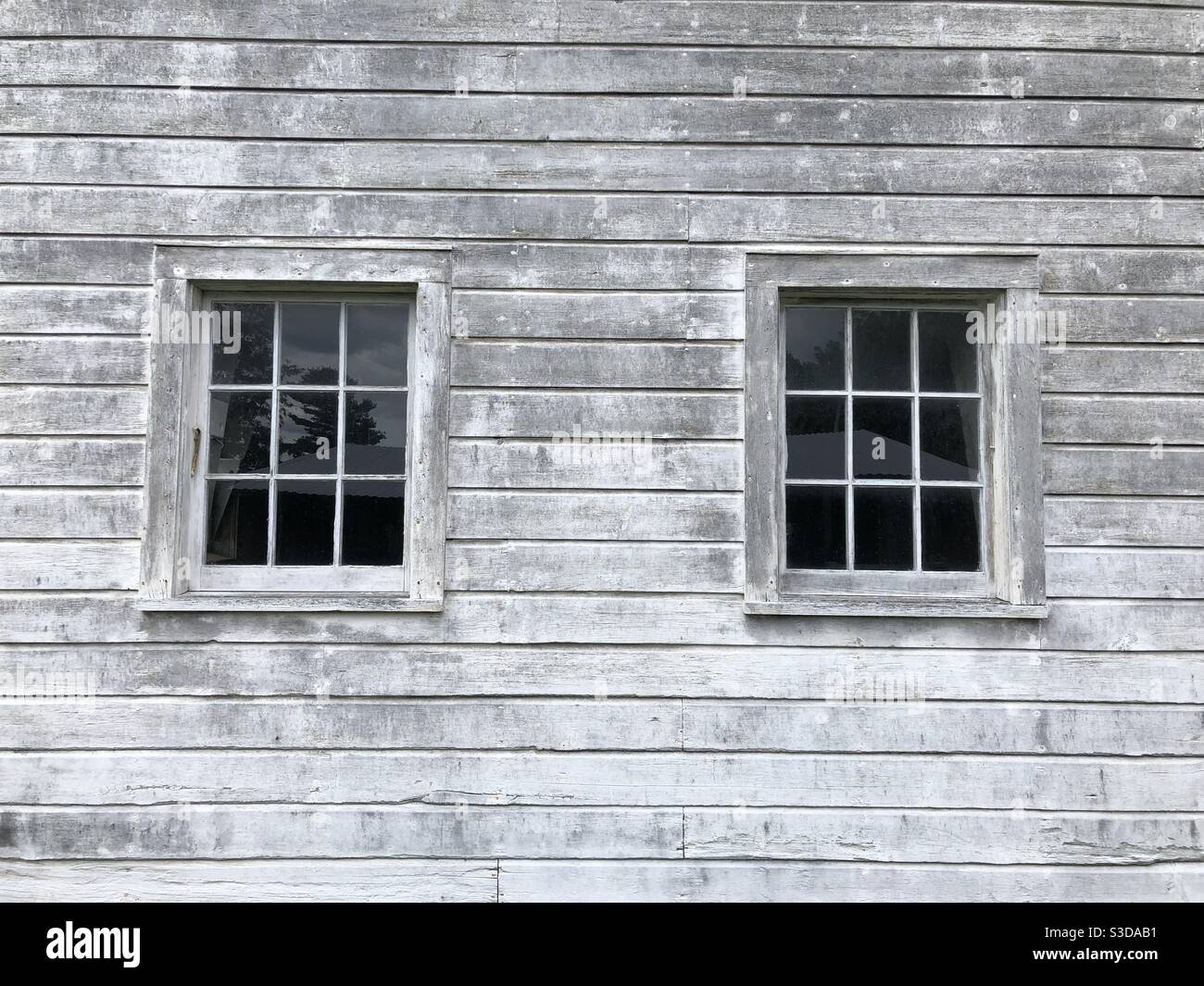 Shaker barn hi-res stock photography and images - Alamy