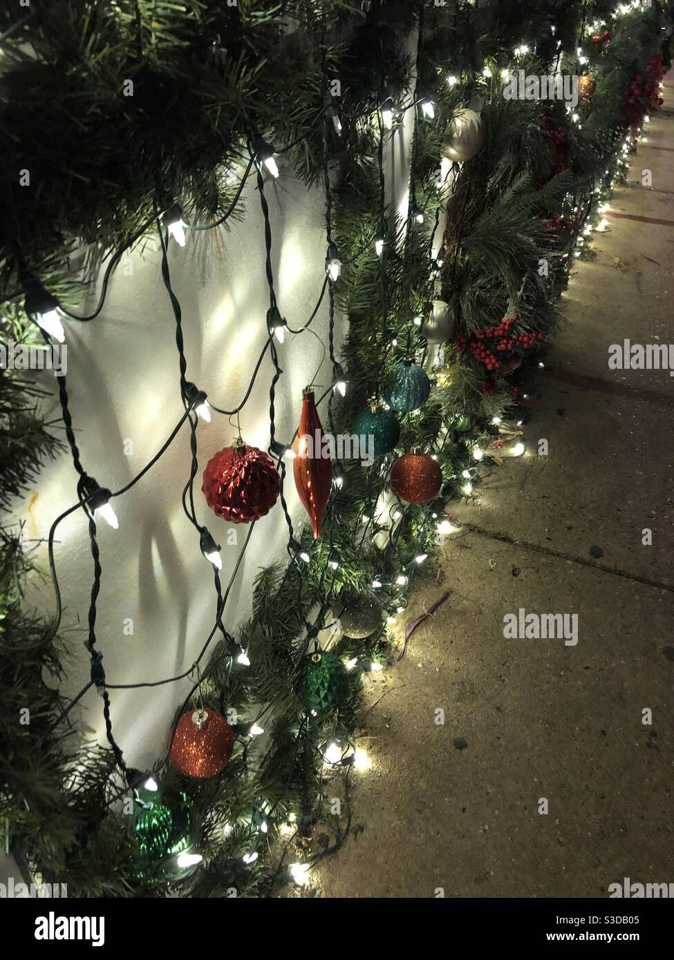 Lights and ornaments hi-res stock photography and images - Alamy