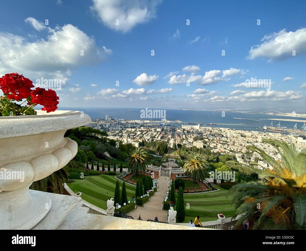 Hanging gardens of haifa hi-res stock photography and images - Alamy