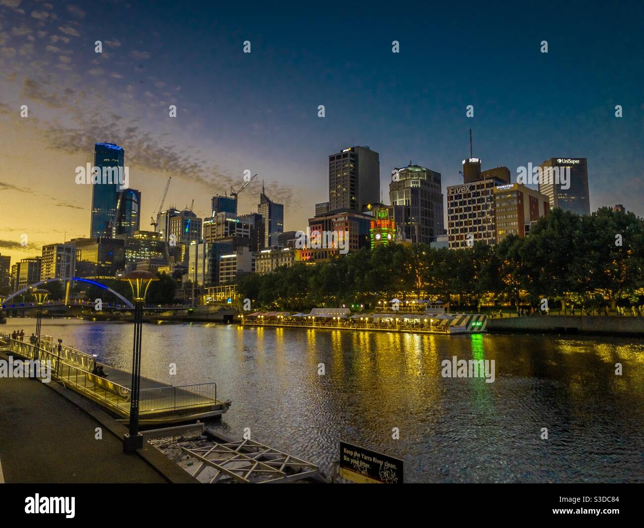 Melbourne australia sunset hi-res stock photography and images - Alamy