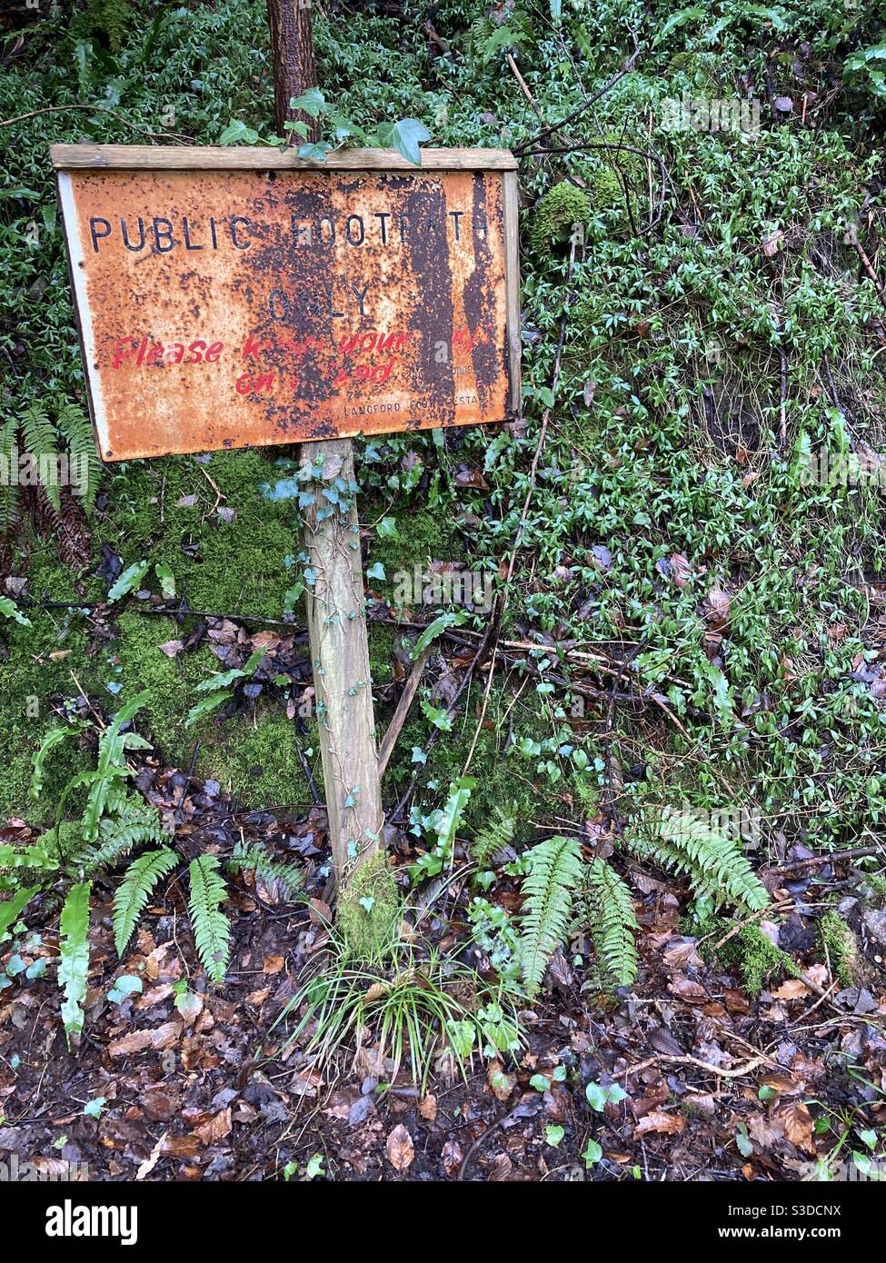 Rotten sign hi-res stock photography and images - Alamy