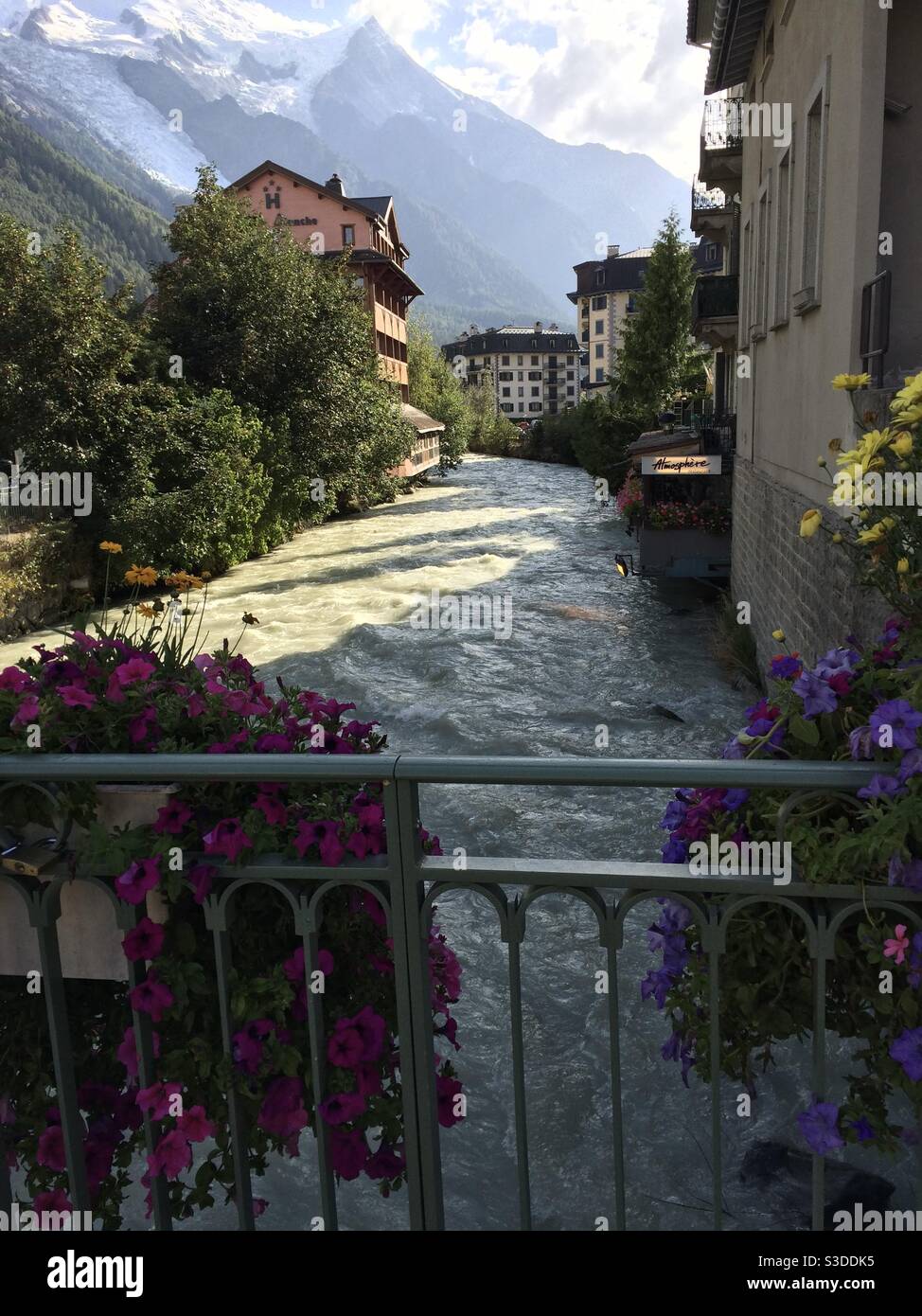 Arve river chamonix hi-res stock photography and images - Alamy