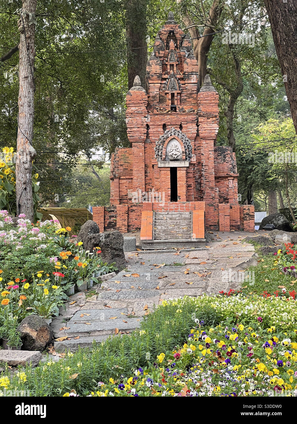 Ancient tower hi-res stock photography and images - Alamy