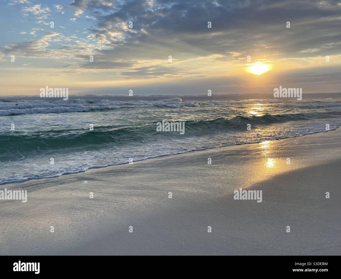 Reflections onto sand hi-res stock photography and images - Alamy