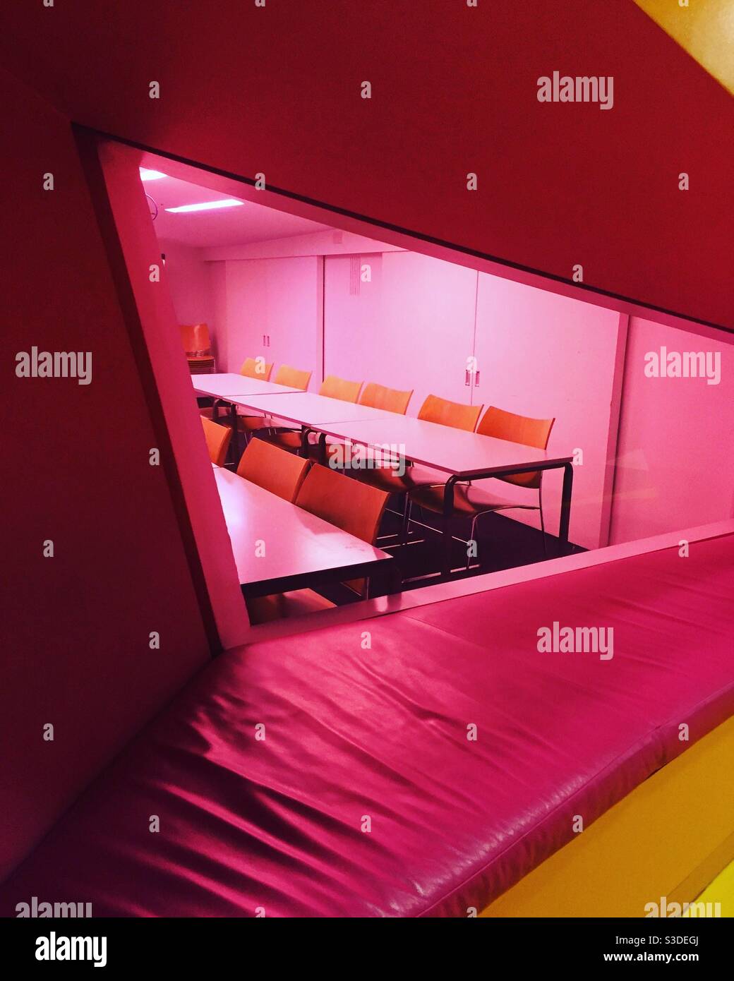 Birkbeck london university hi-res stock photography and images - Alamy