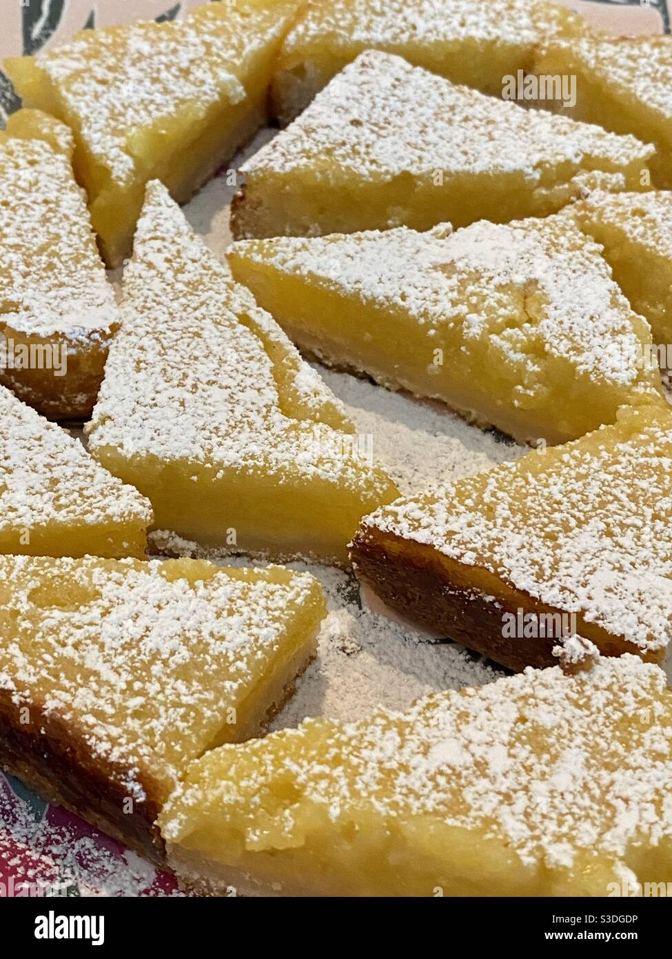 Triangle bars hi-res stock photography and images - Alamy