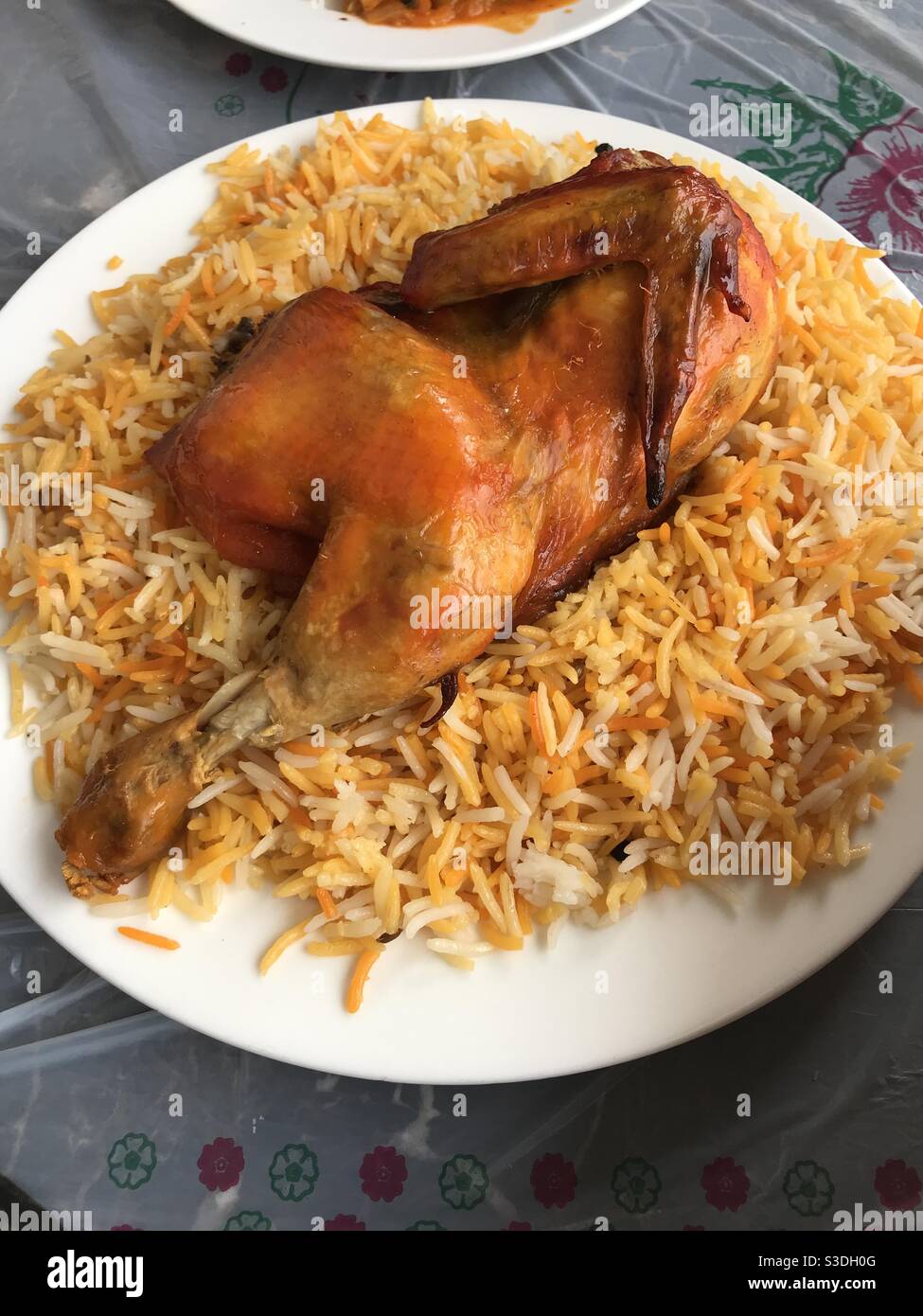 Chicken mandi hi-res stock photography and images - Alamy