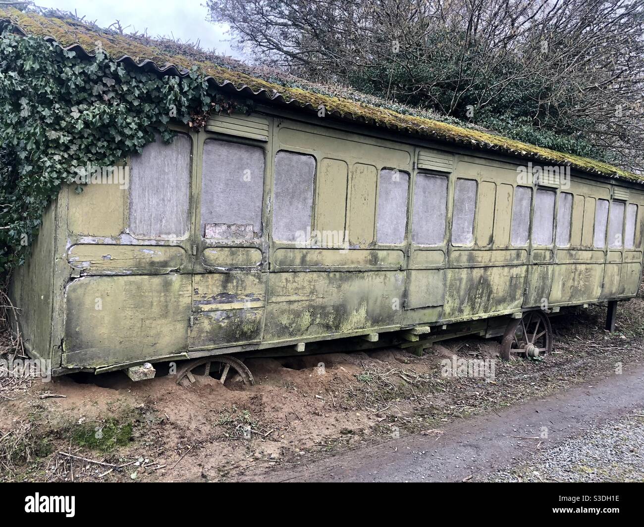 Vintage train carriage hi-res stock photography and images - Alamy