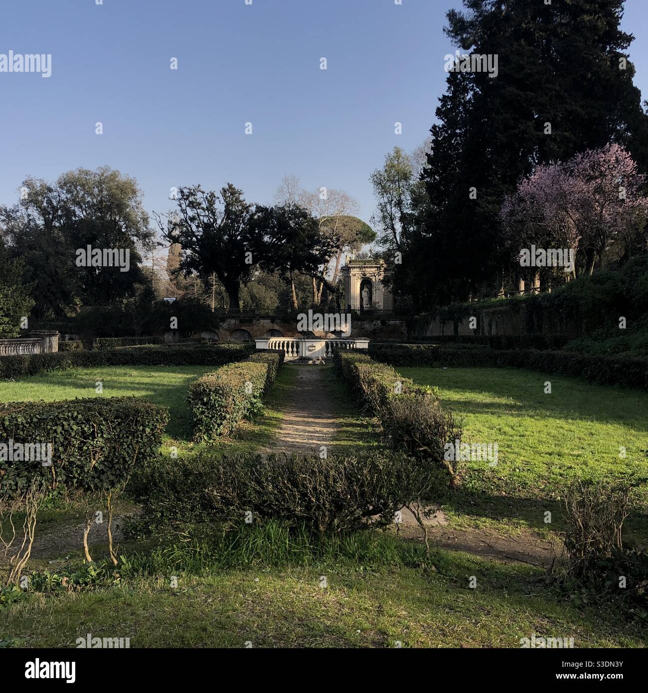 Villa borghese park hi-res stock photography and images - Alamy
