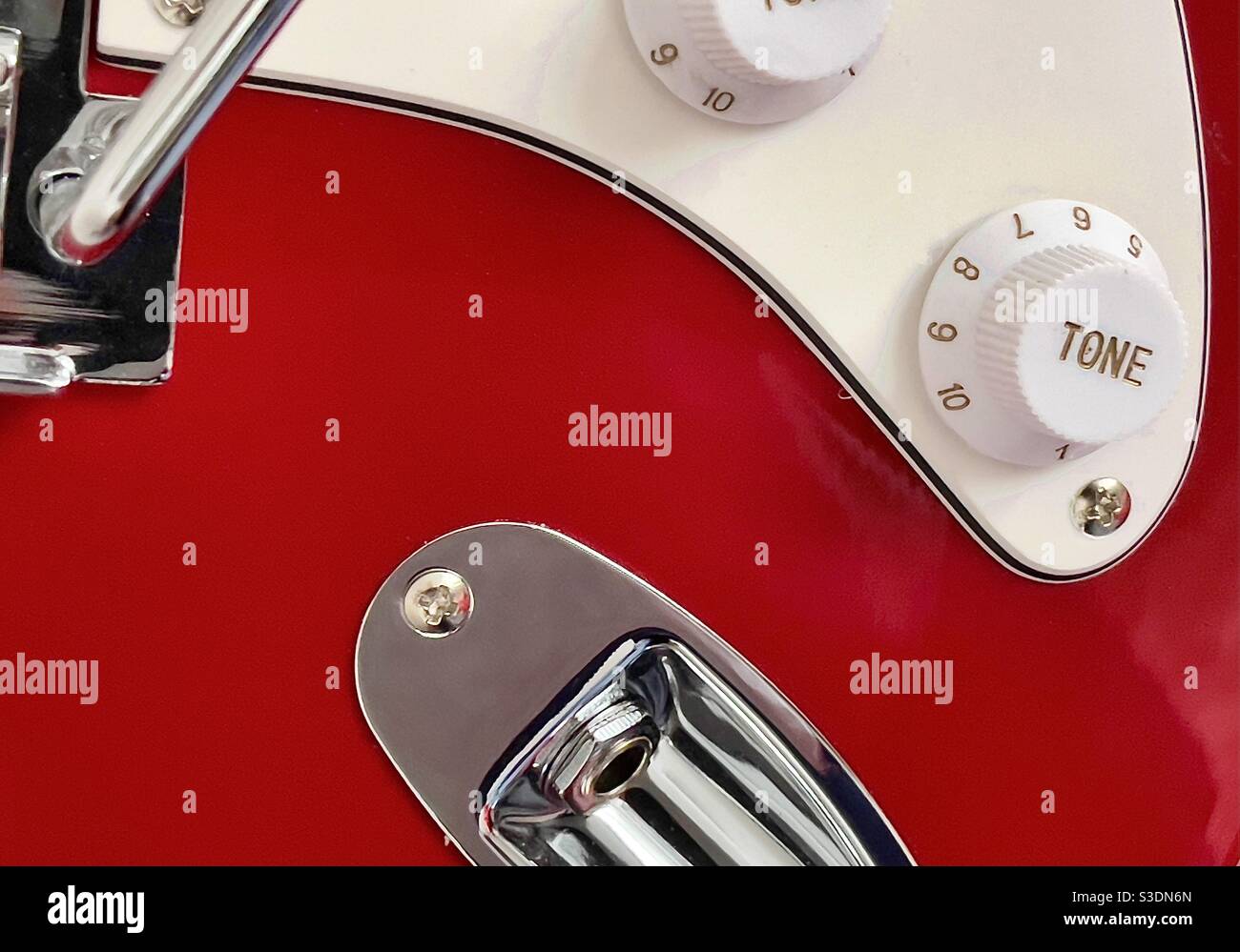 Red guitar hi-res stock photography and images - Alamy