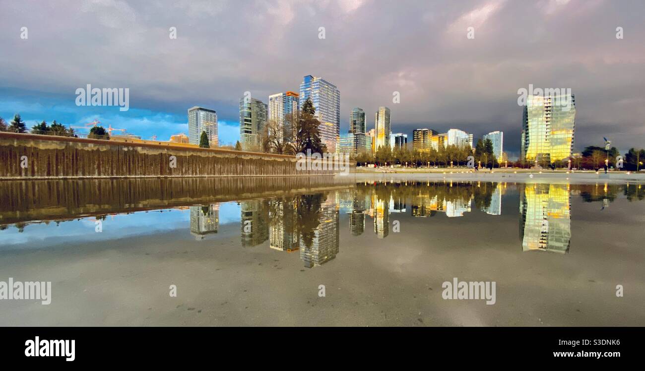 Downtown bellevue hi-res stock photography and images - Alamy