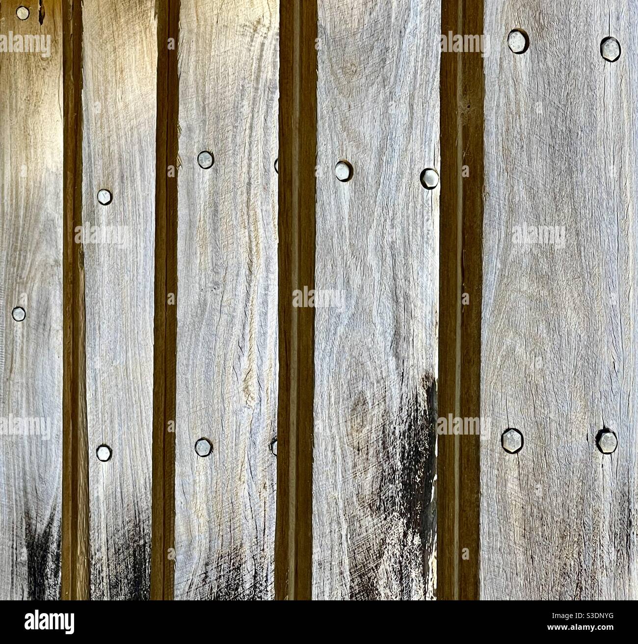 Parallel Columns High Resolution Stock Photography and Images - Alamy