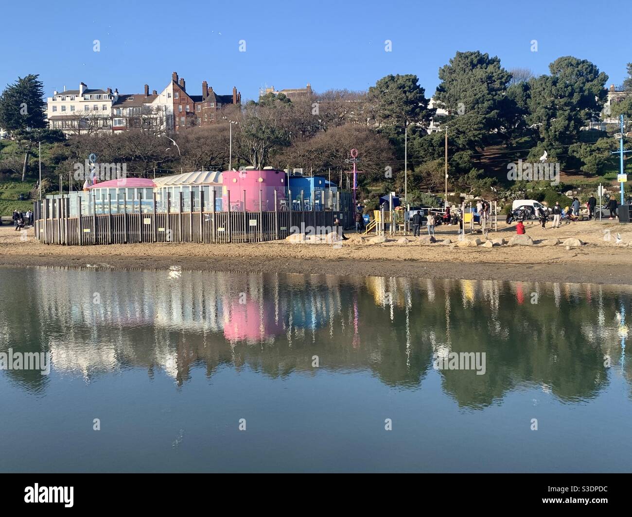 Southend seafront hi-res stock photography and images - Alamy