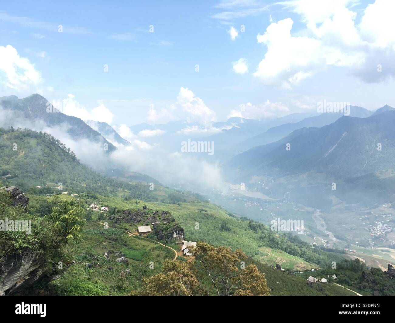 Sapa hills hi-res stock photography and images - Alamy