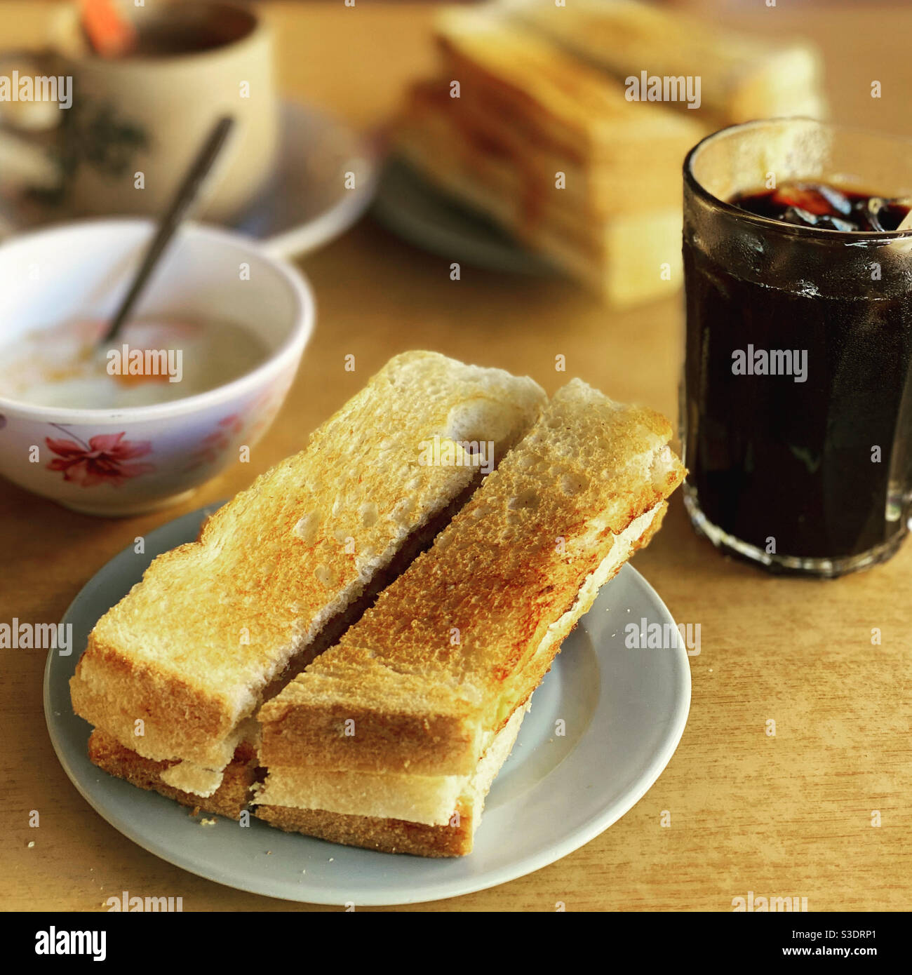 Kopitiam hi-res stock photography and images - Alamy