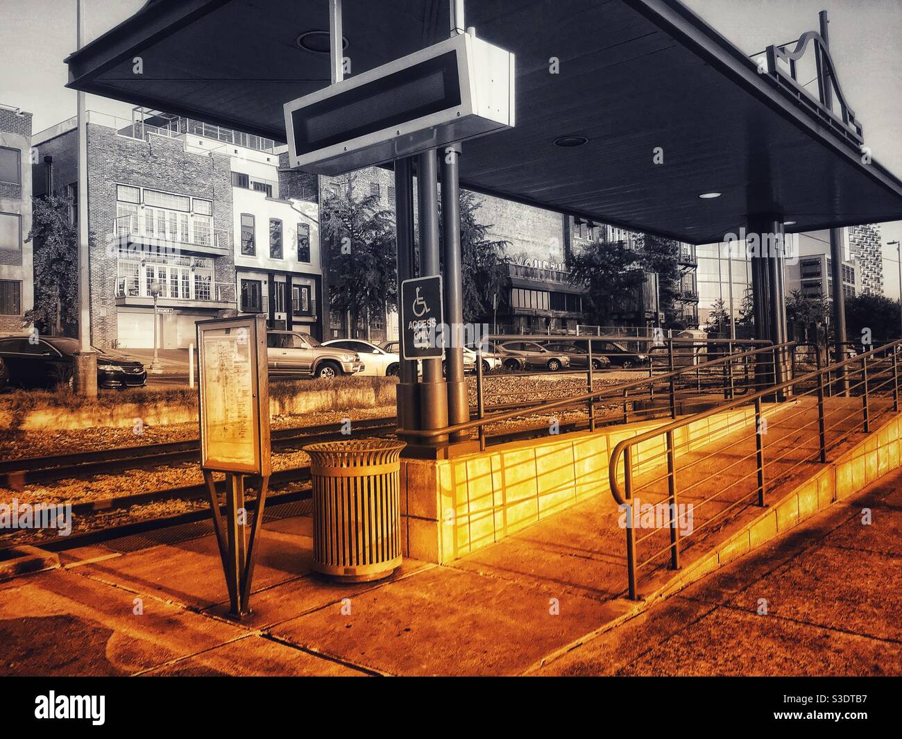 Tracks and cars hi-res stock photography and images - Alamy