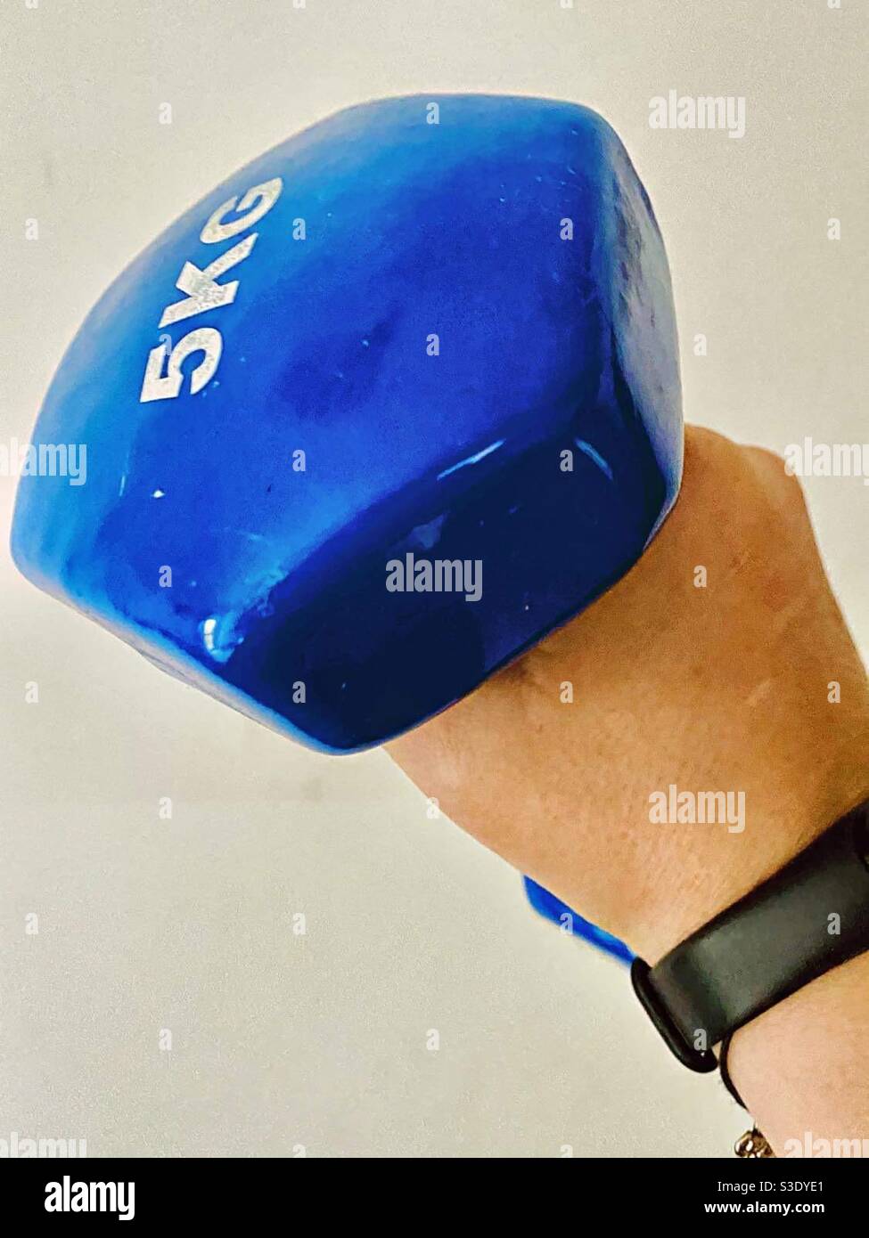 Hand weight workout Stock Photo - Alamy