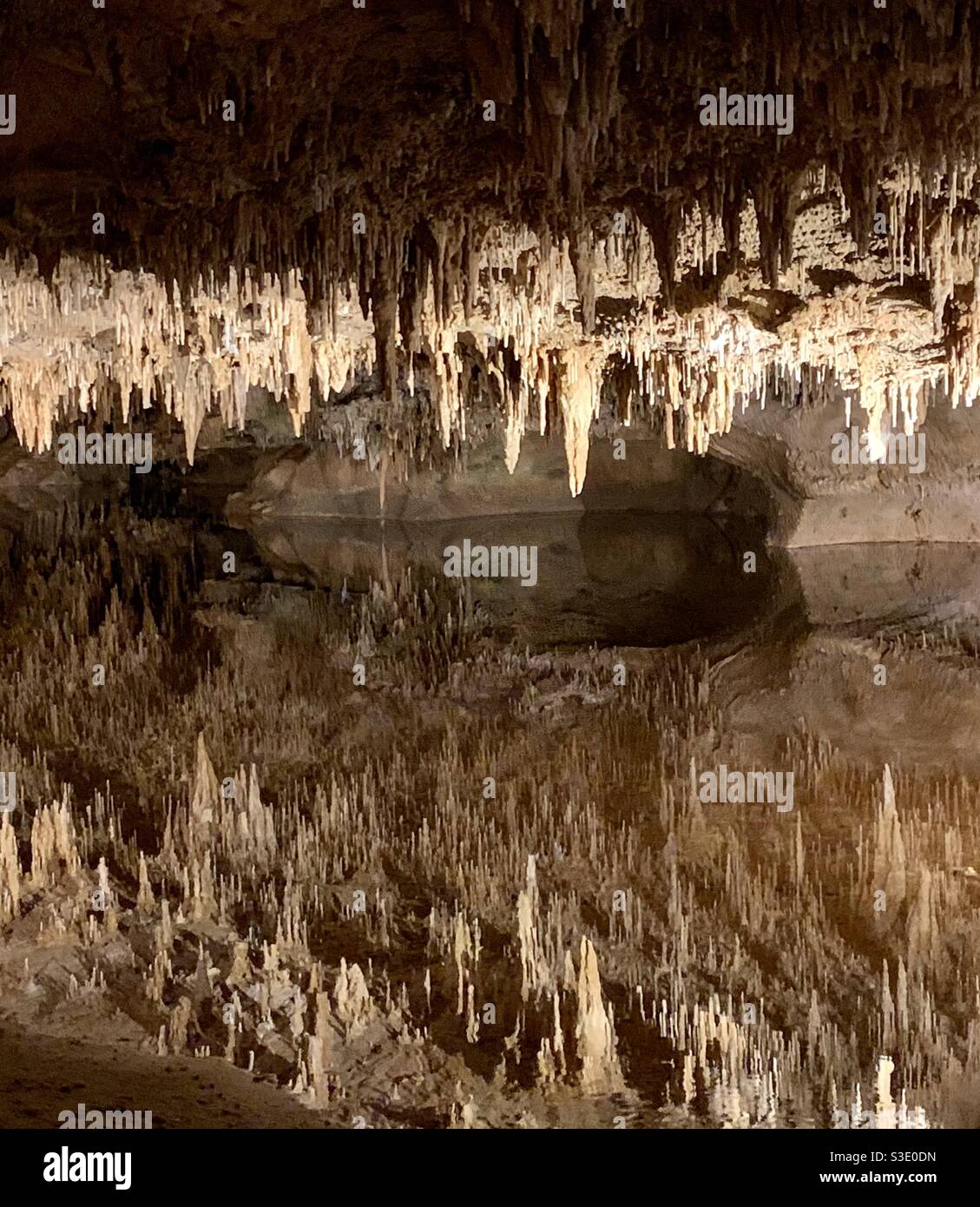 Reflection cave hi-res stock photography and images - Alamy