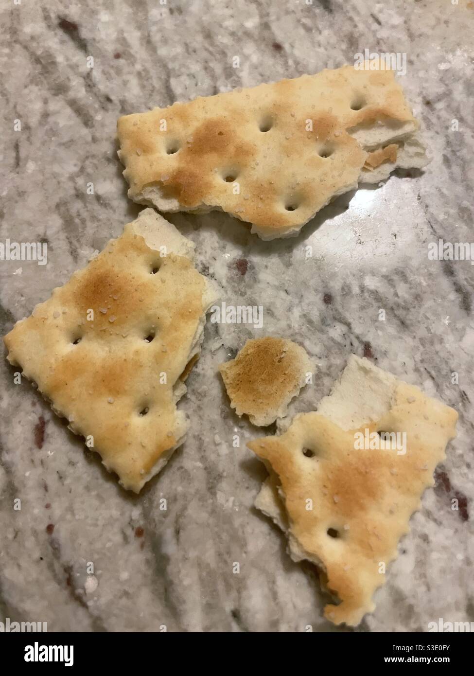 Cracker crumb hi-res stock photography and images - Alamy