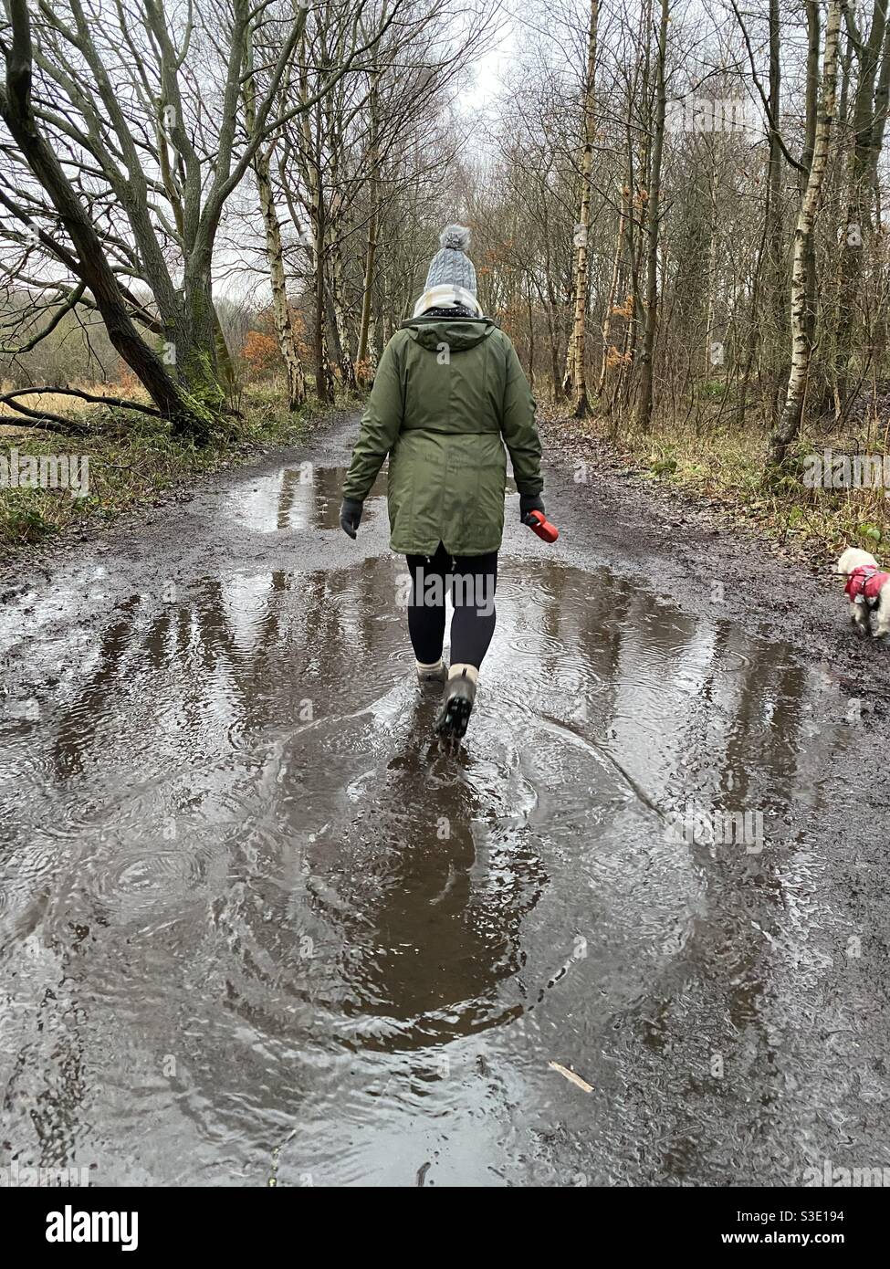 Walking through a puddle hi-res stock photography and images - Alamy