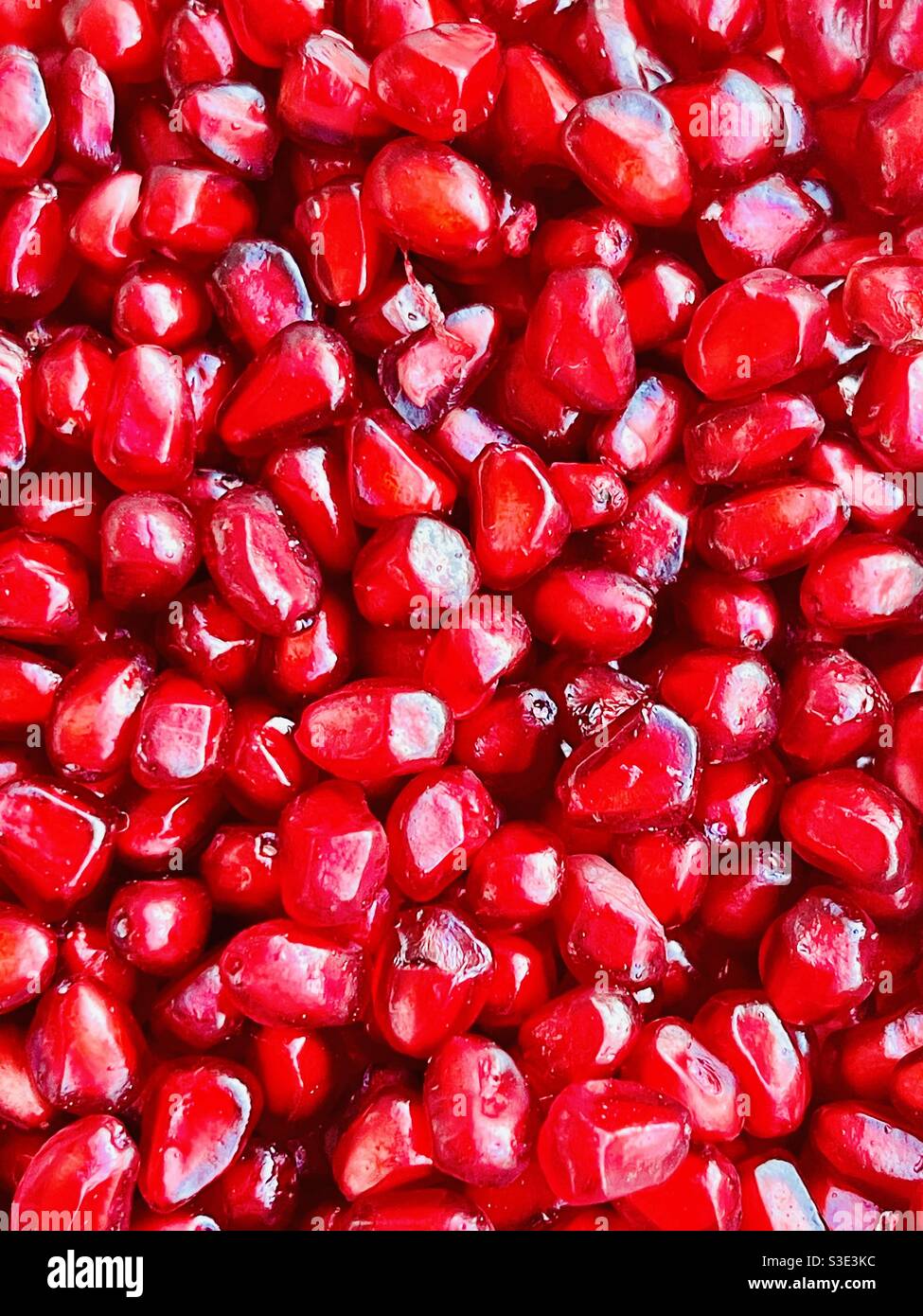 Pomegranate arils hi-res stock photography and images - Alamy