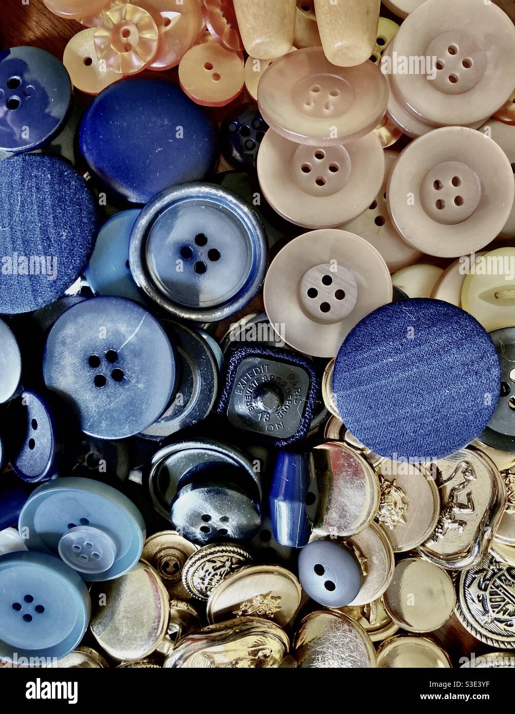 Buttons fasteners hi-res stock photography and images - Alamy
