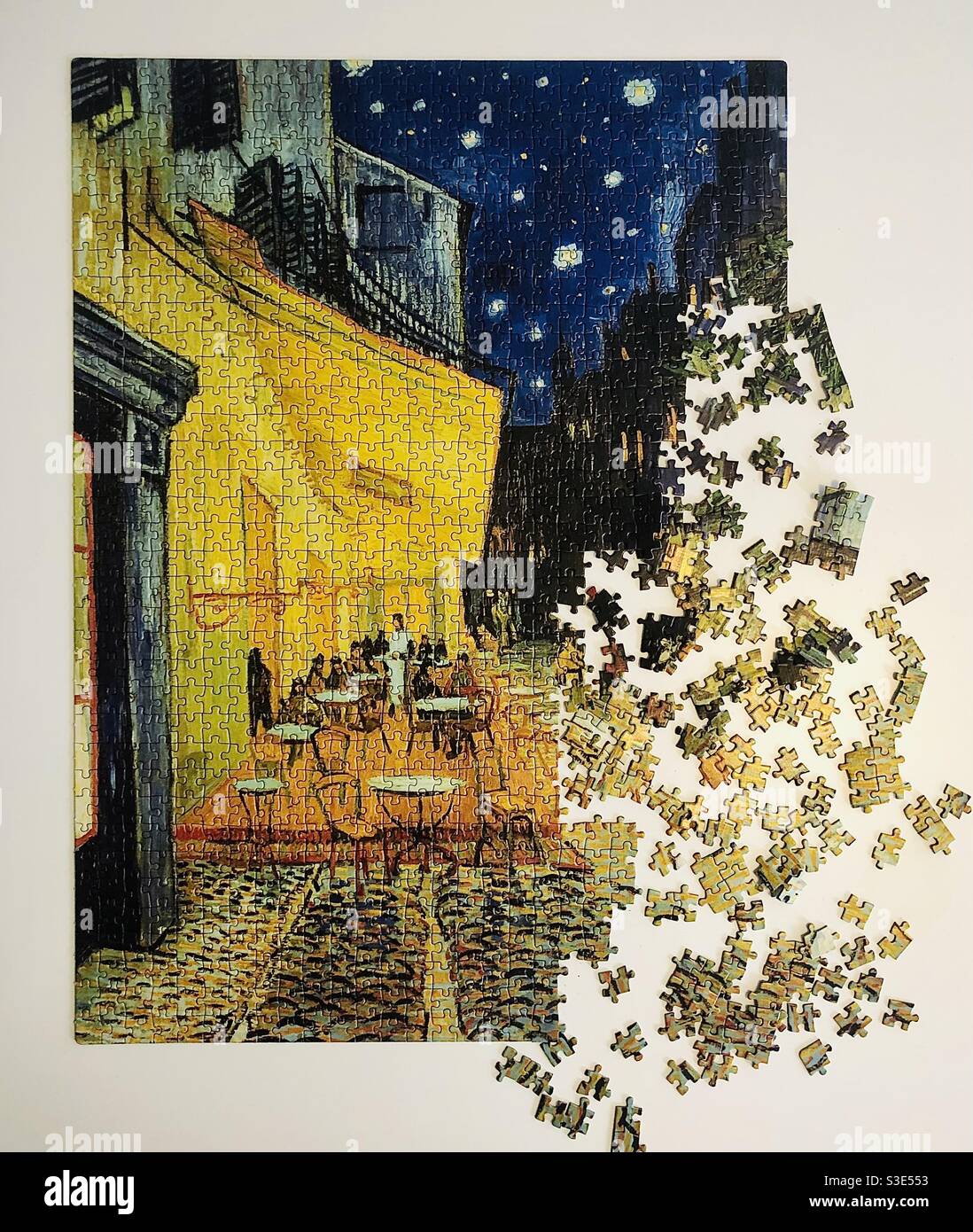 Van gogh jigsaw puzzle Stock Photo - Alamy