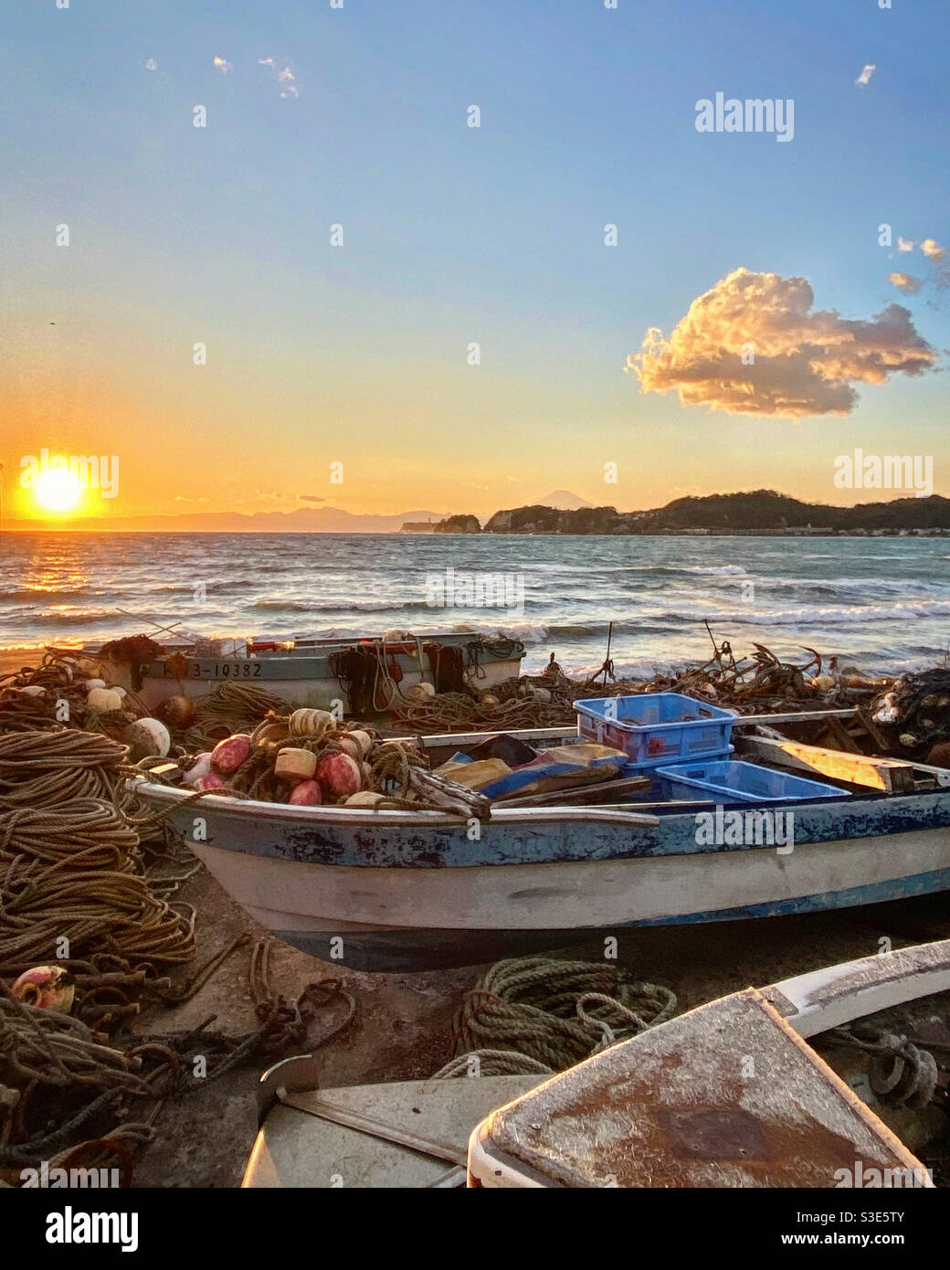 Boat vibes hi-res stock photography and images - Alamy