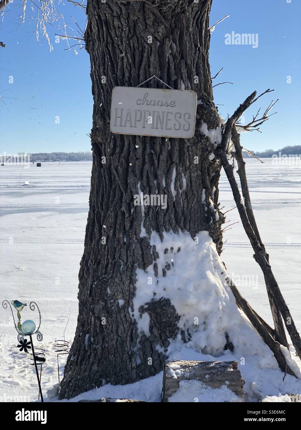 Happiness sign hi-res stock photography and images - Alamy