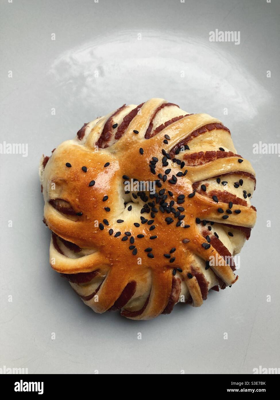 Red bean paste roll cake hi-res stock photography and images - Alamy
