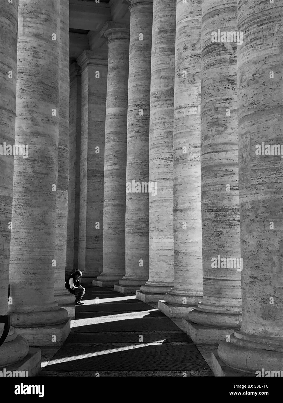 Great pillars hi-res stock photography and images - Alamy