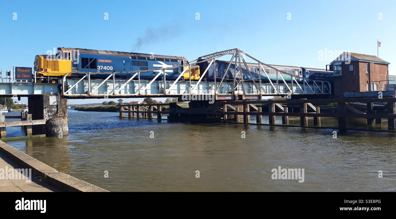 Bridge 37 hi-res stock photography and images - Alamy