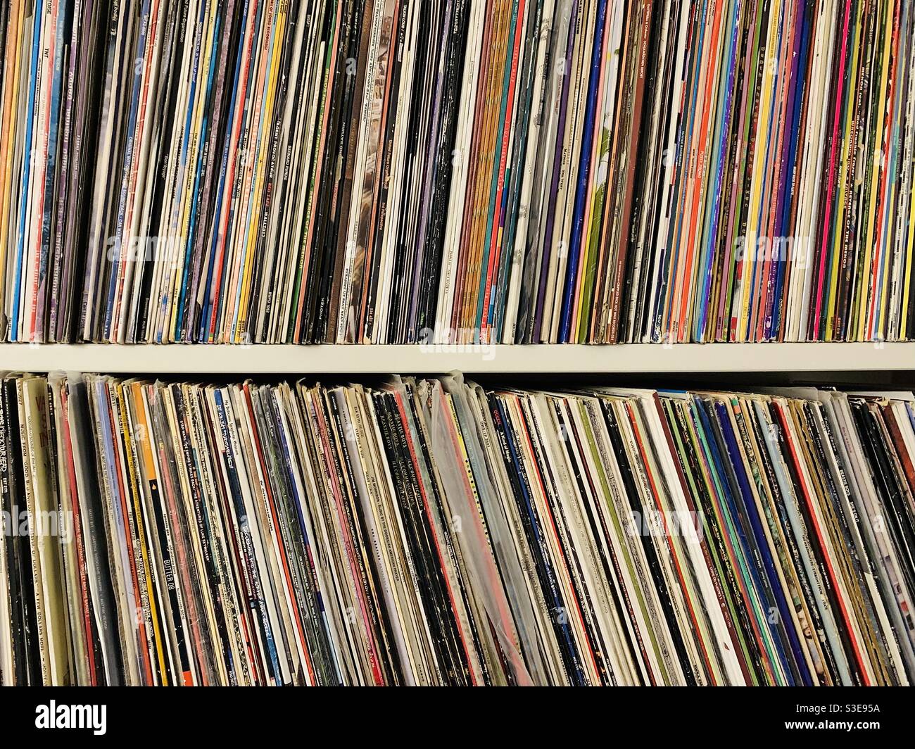 Vintage vinyl records in hi-res stock photography and images - Alamy