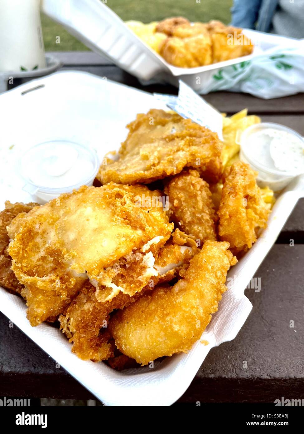 English chips hi-res stock photography and images - Alamy