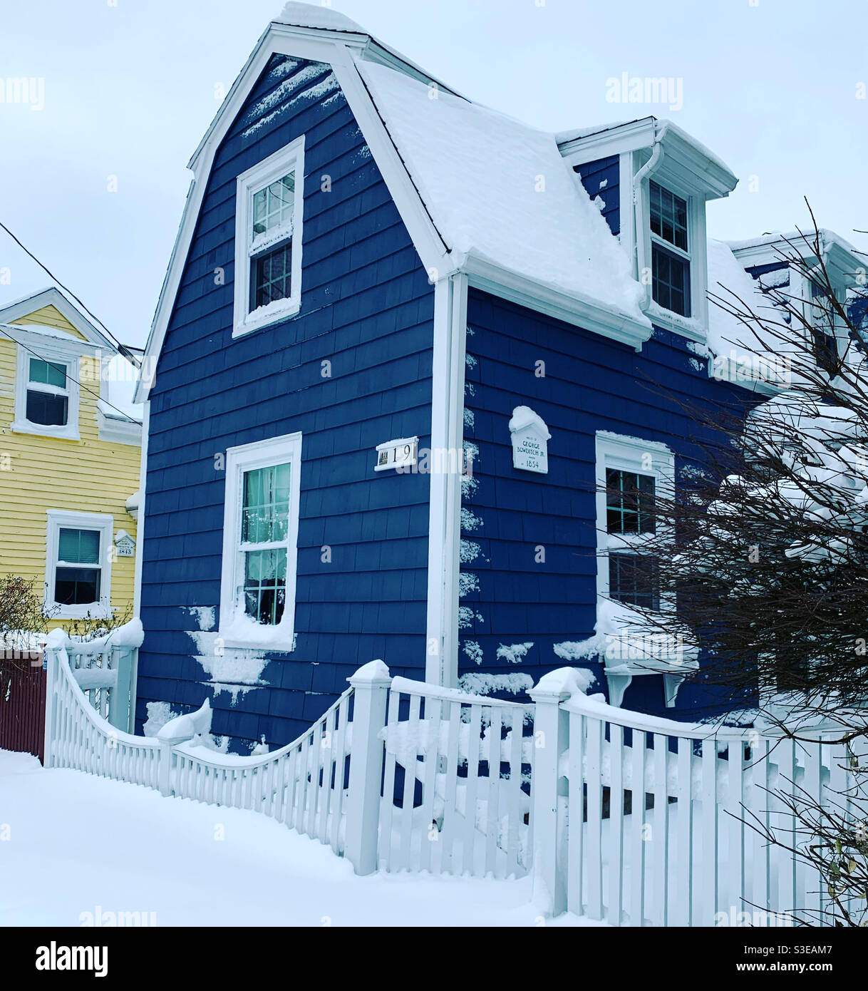 George and junior hi-res stock photography and images - Alamy