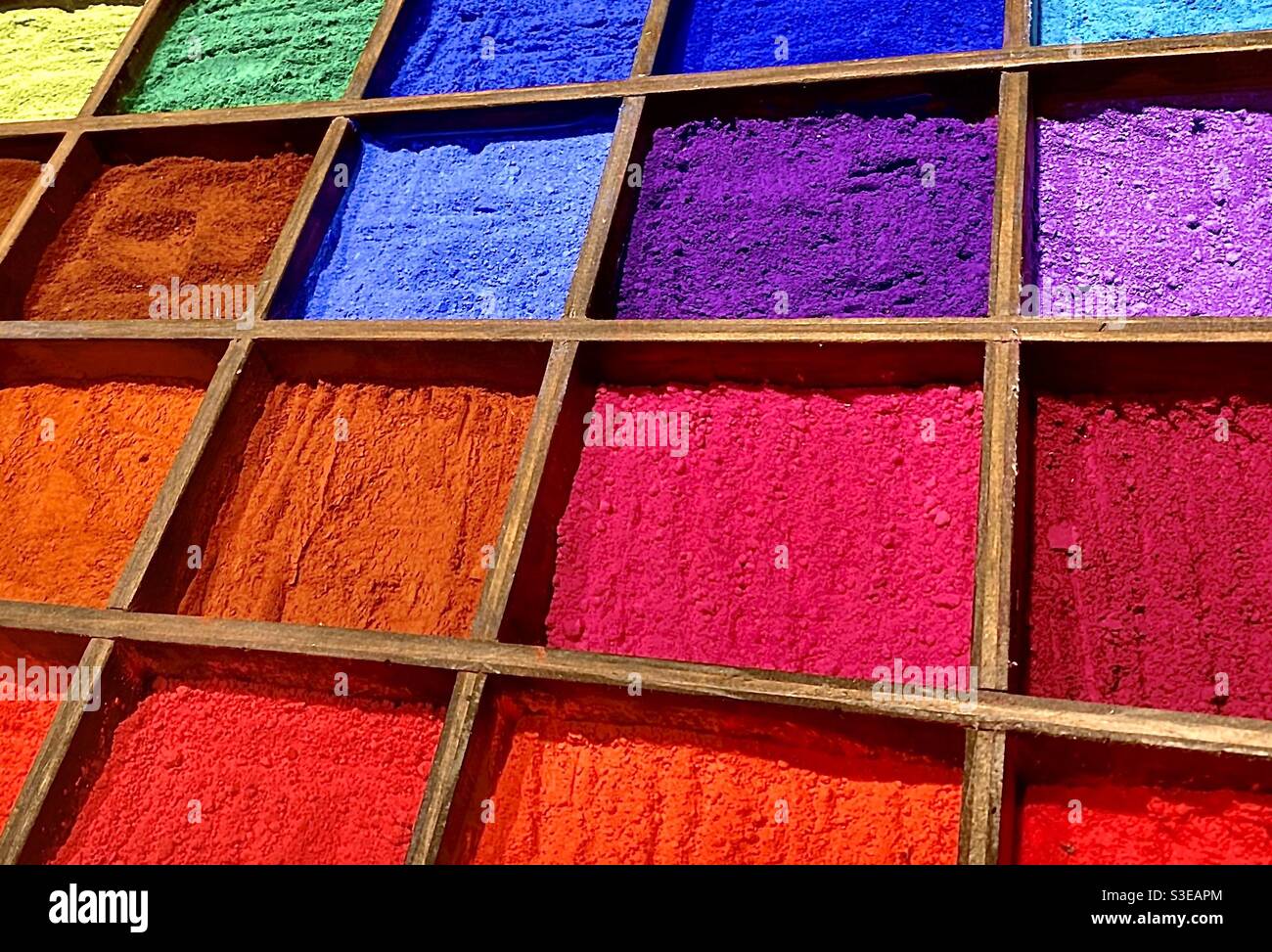 Powder coating paint hi-res stock photography and images - Alamy