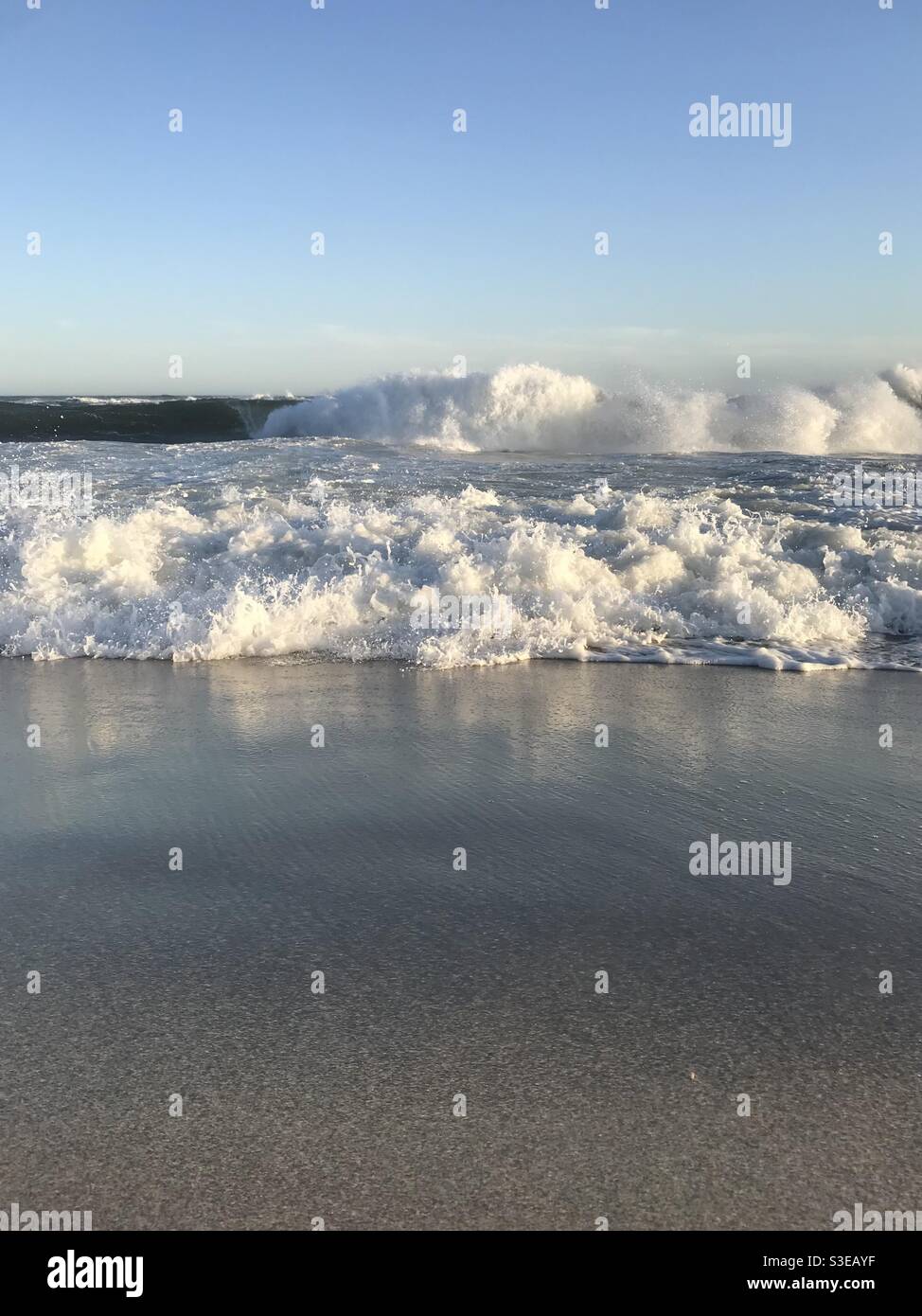 Waves white caps hi-res stock photography and images - Alamy