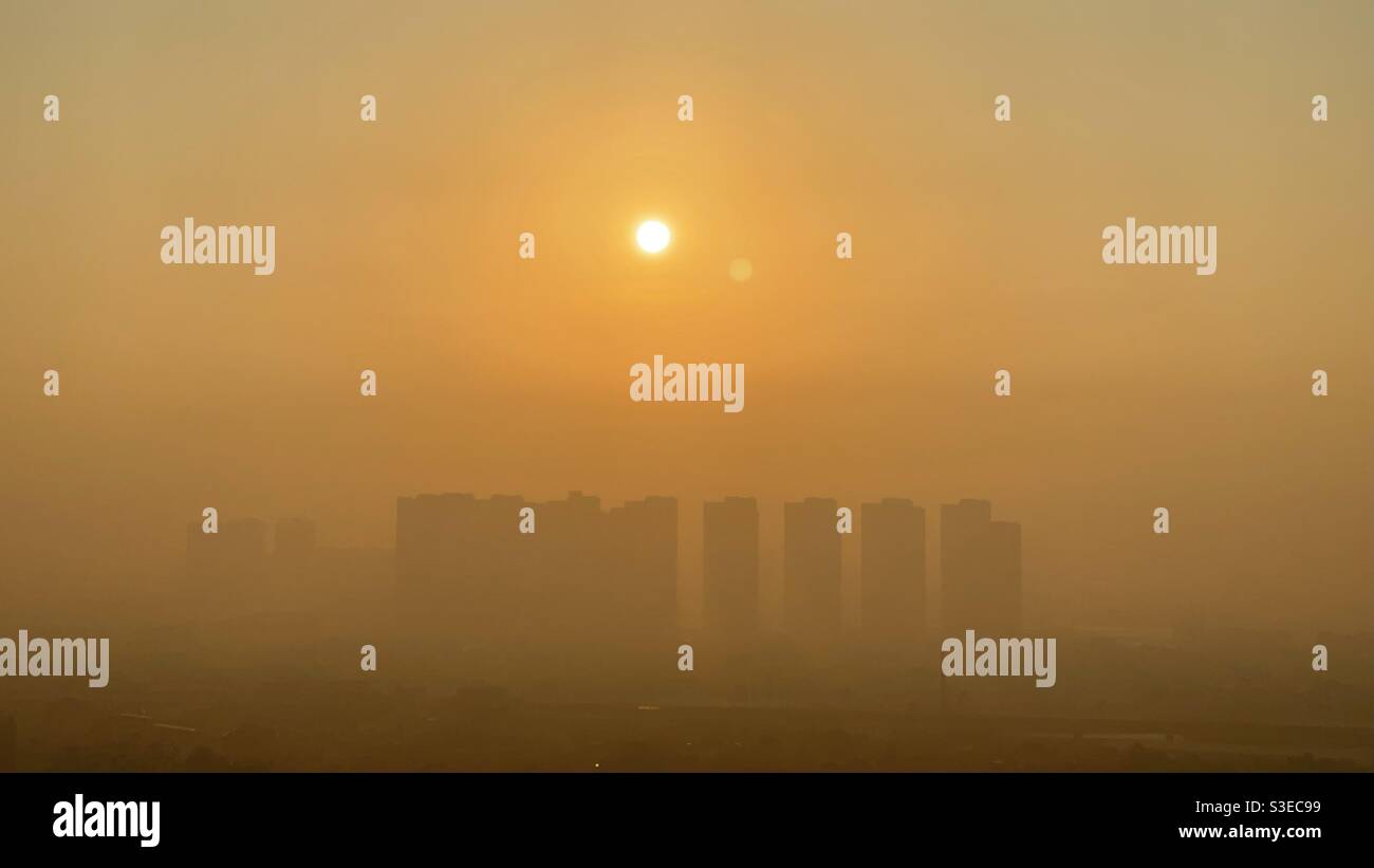 Dust haze hi-res stock photography and images - Alamy