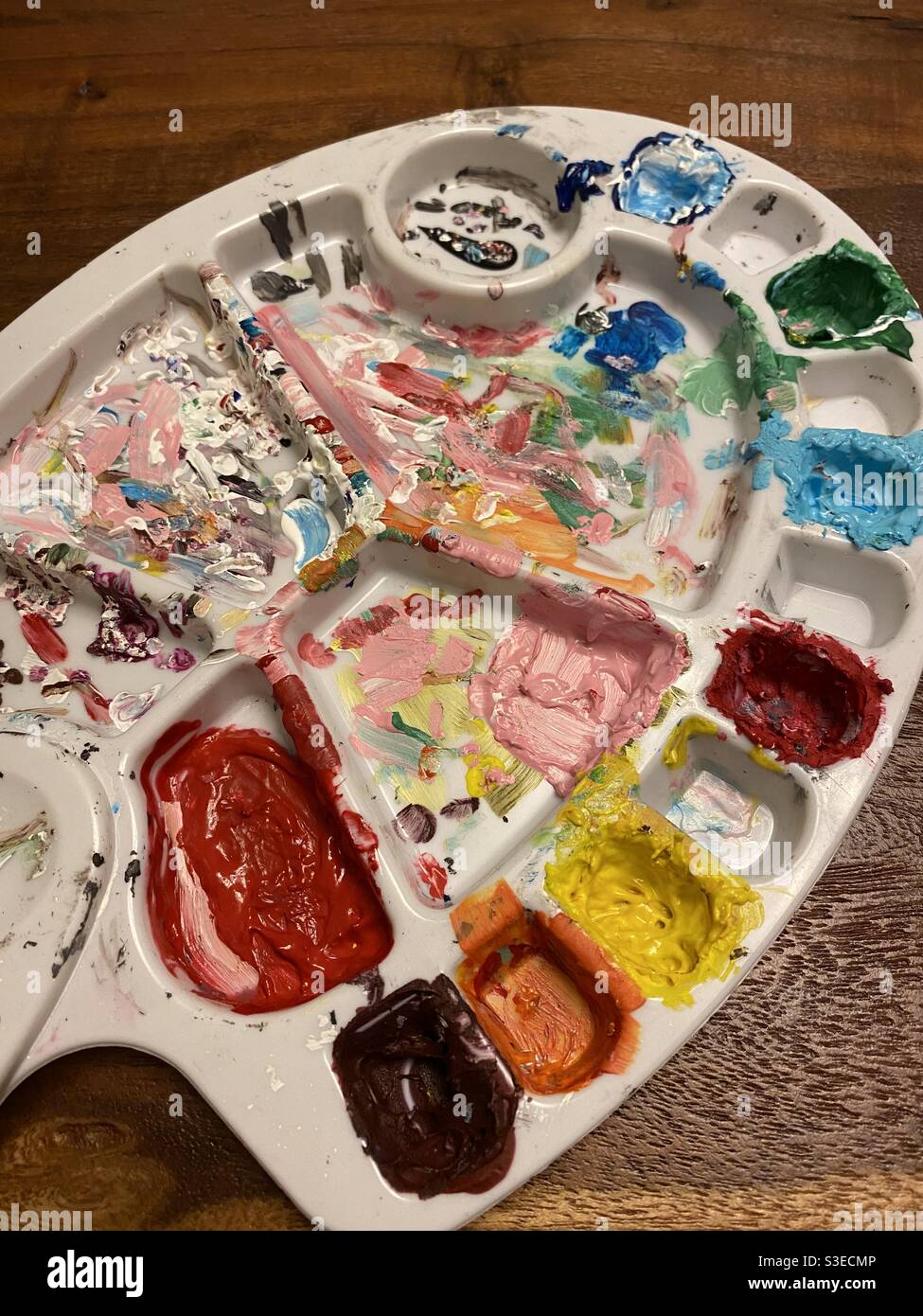 Painters palette painting hi-res stock photography and images - Alamy