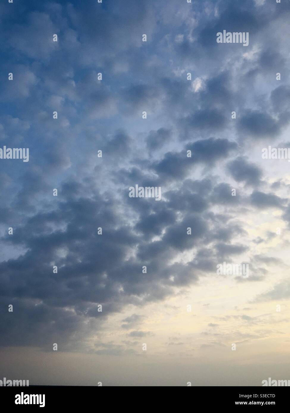 Puffs of clouds hi-res stock photography and images - Alamy