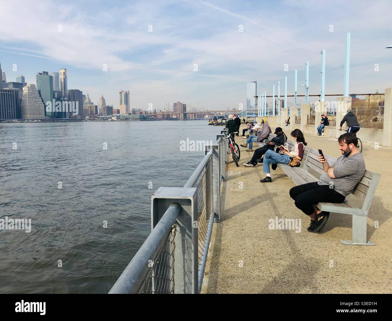 Brooklyn bridge park pier hi-res stock photography and images - Alamy