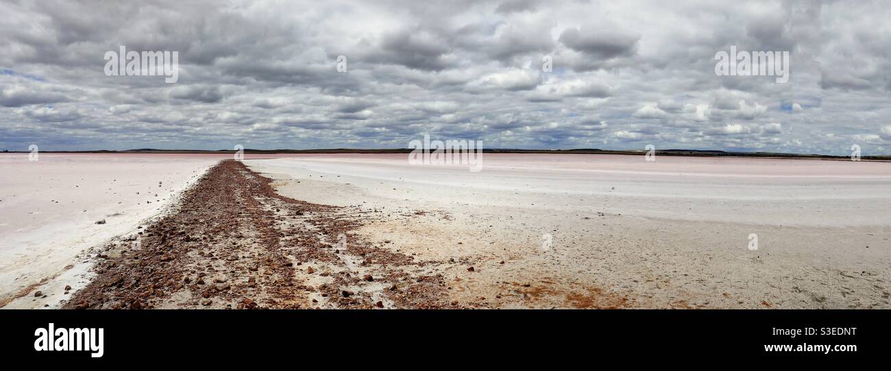 Bumbunga lake hi-res stock photography and images - Alamy