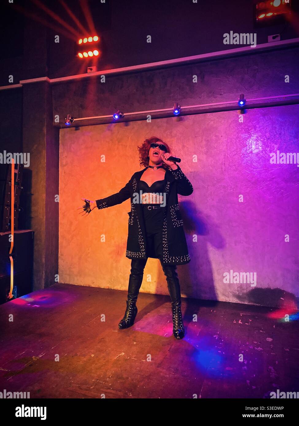 Cross dresser hi-res stock photography and images - Alamy