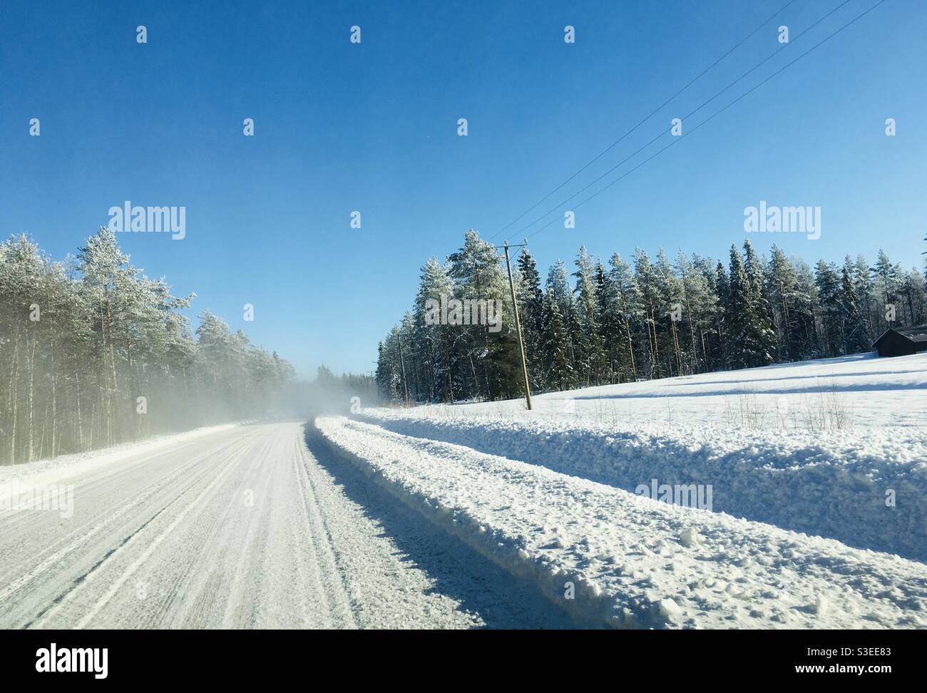 Below zero hi-res stock photography and images - Alamy