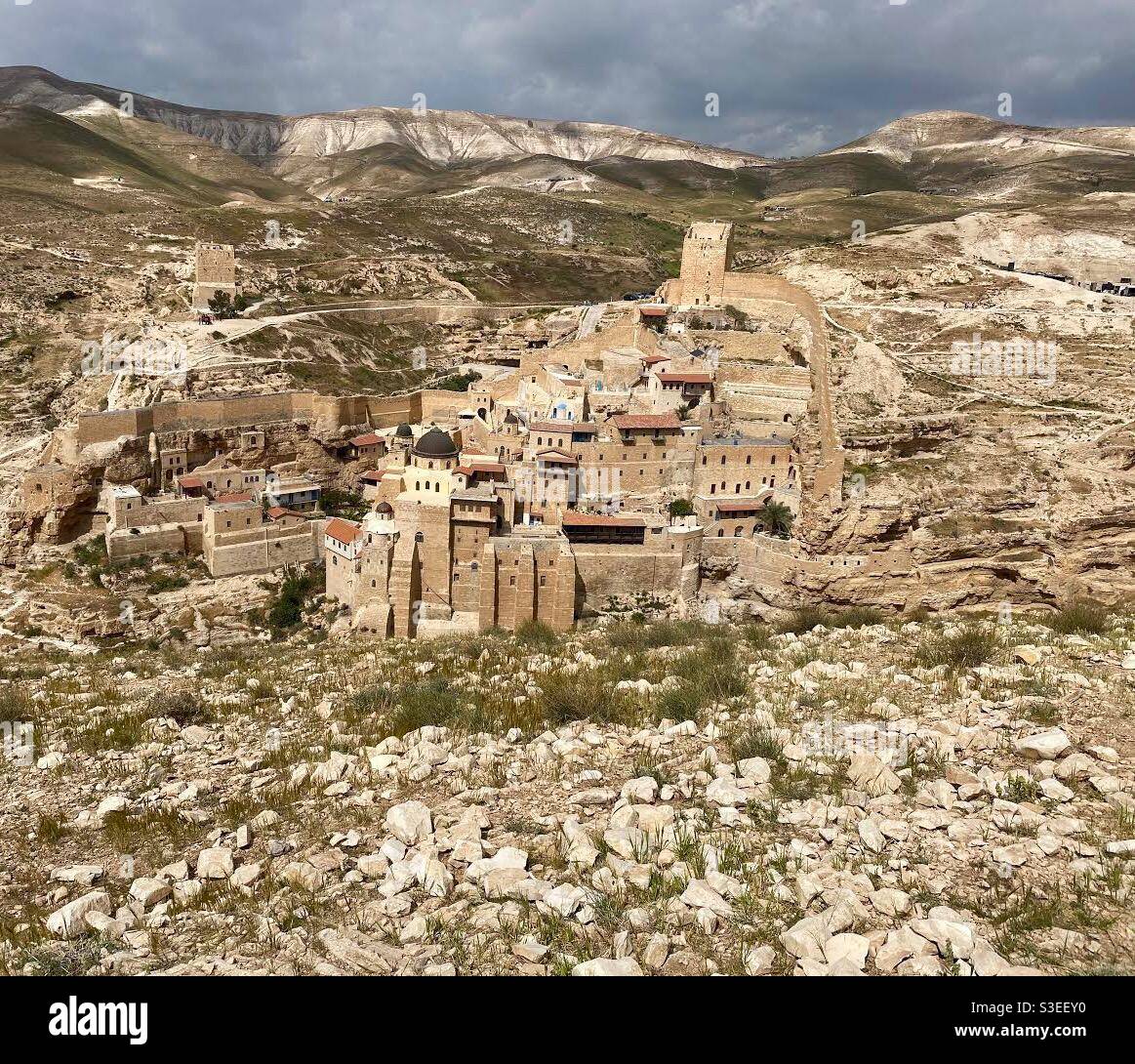 The beautiful Mar Saba monastery in the Judaean desert Stock Photo - Alamy