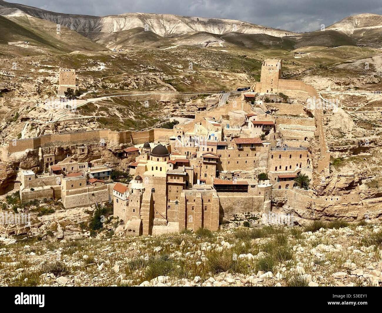 The beautiful Mar Saba monastery in the Judaean desert Stock Photo - Alamy