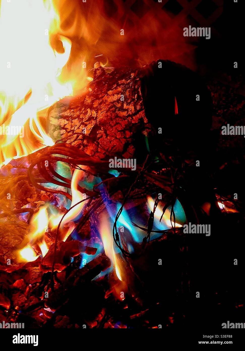 Burning flane hi-res stock photography and images - Alamy
