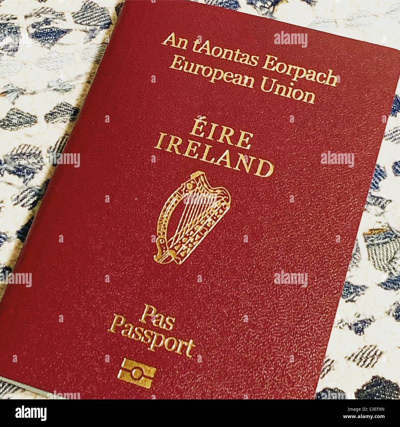 Ireland passport hi-res stock photography and images - Alamy
